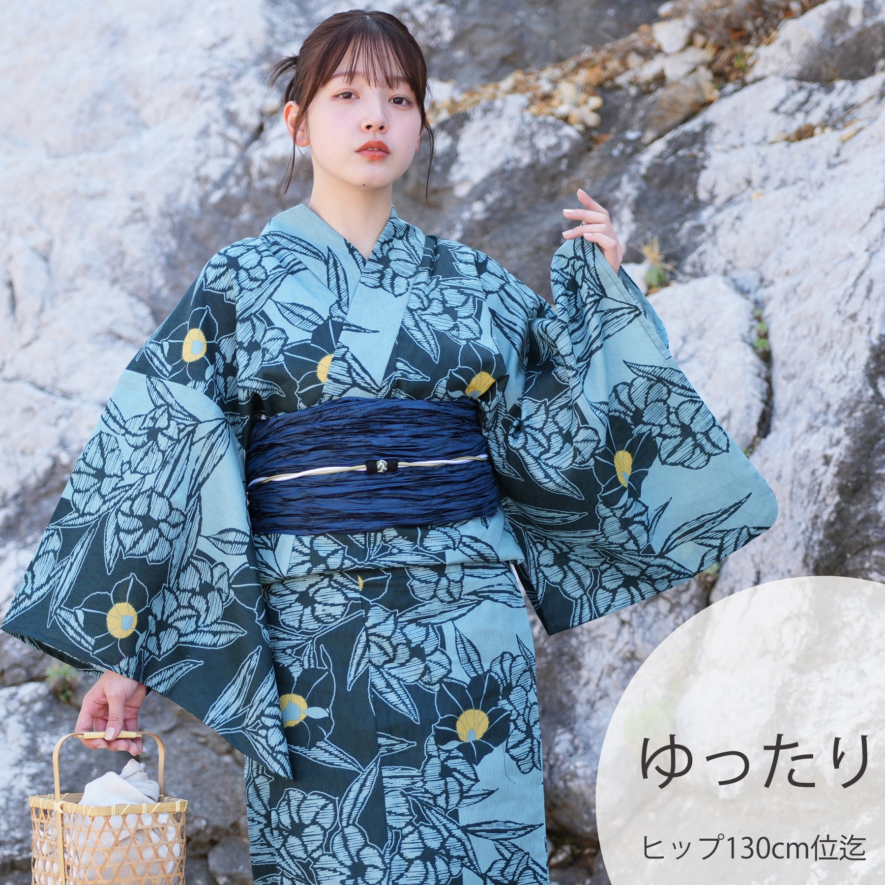 【utatane 高級変わり織 浴衣3点セット ( ゆかた・帯・下駄 ) ブルーと鉄紺の桔梗影絵】 3Lサイズ （ヒップ約130cm位まで対応）国産生地 国内染色 昭和初期アンティーク復刻版 ...