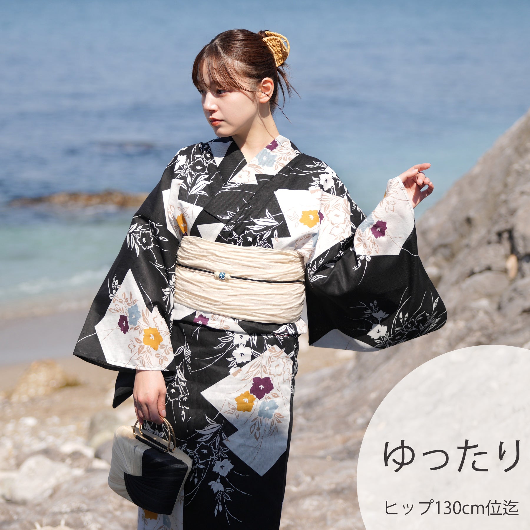 【utatane 高級変わり織 浴衣3点セット ( ゆかた・帯・下駄 ) ブラックに松皮菱取と桔梗】 3Lサイズ（ヒップ約130cm位まで対応） 国産生地 国内染色 昭和初期アンティーク復刻版 ...